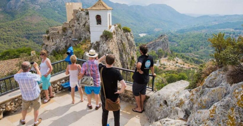 From Alicante: Guadalest Valley and Algar Waterfalls Tour - Considerations and Tips