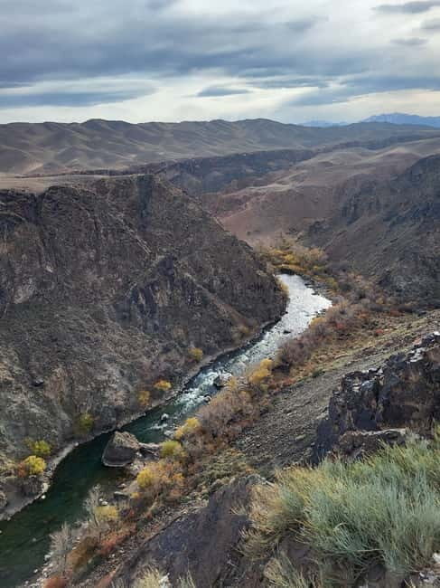 From Almaty: Charyn Canyon Private Day Trip - Exploring the Charyn Canyon Experience