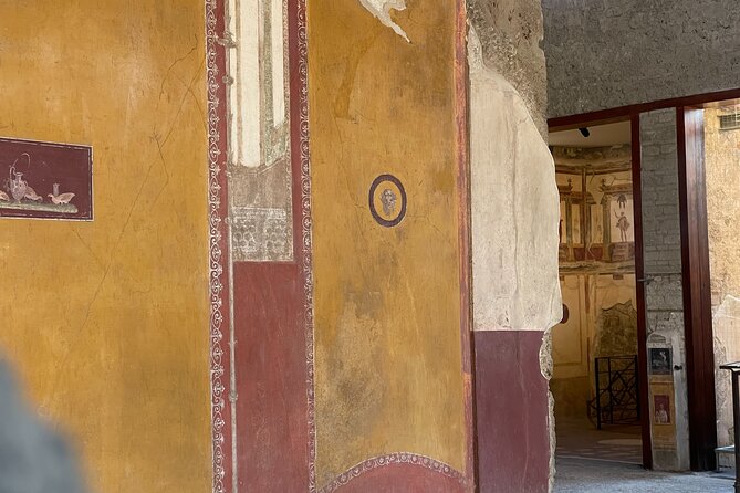 From Amalfi Coast: Pompeii Guided Tour with Skip the Line - Detailed Breakdown of the Itinerary