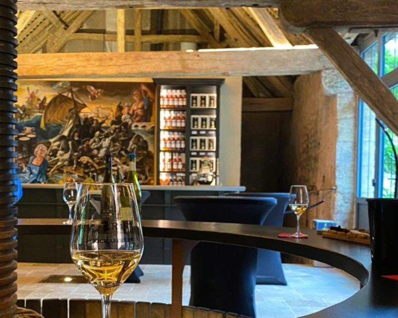 From Amboise: Villandry, Azay-le-Rideau & Winery - Exploring Château Azay-le-Rideau