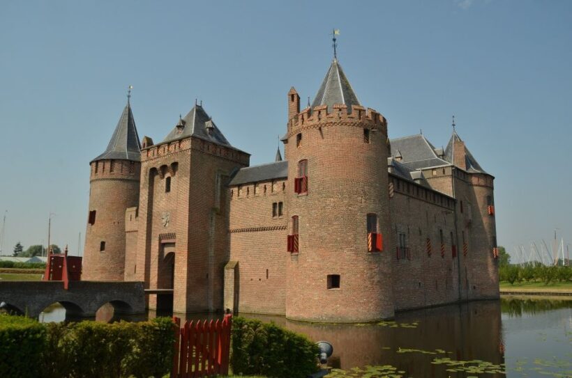 From Amsterdam: Amsterdam Castle Muiderslot Private Tour - Introduction