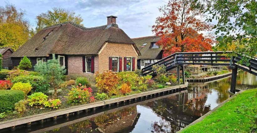 From Amsterdam: Giethoorn & Zaanse Schans Tour w/ Small Boat - A Full Breakdown: What to Expect from This Day Trip