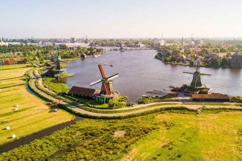 From Amsterdam: Keukenhof and Dutch Countryside Tour - Practical Tips