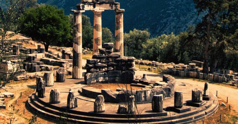 From Athens: Delphi Private Tour - Small Groups up to 20 - Who Should Consider This Tour?