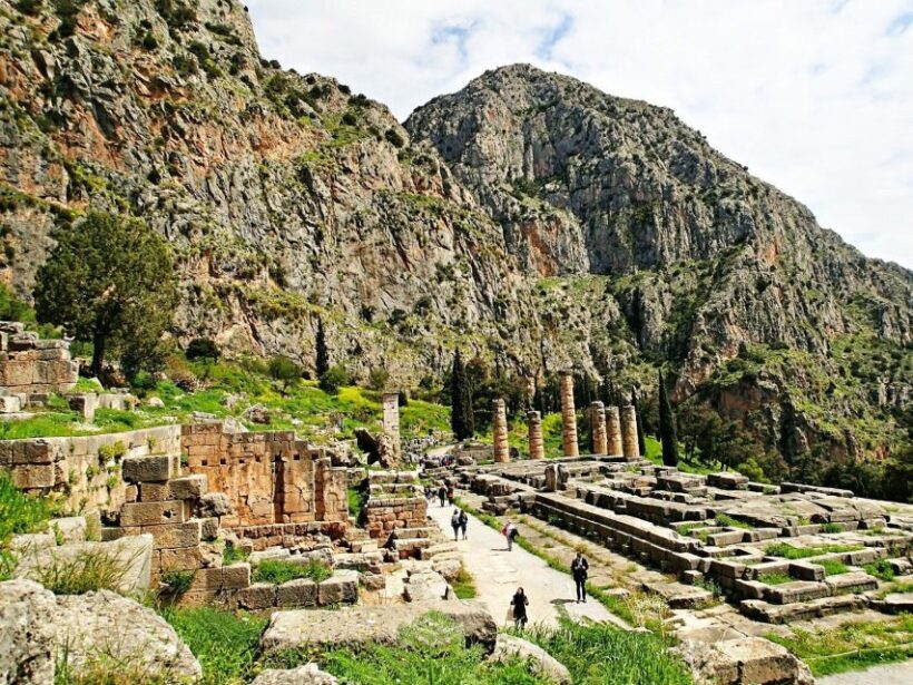 From Athens: Delphi Private Tour with Lunch Time - A Private Journey to the Heart of Ancient Greece: Delphi Tour with Lunch