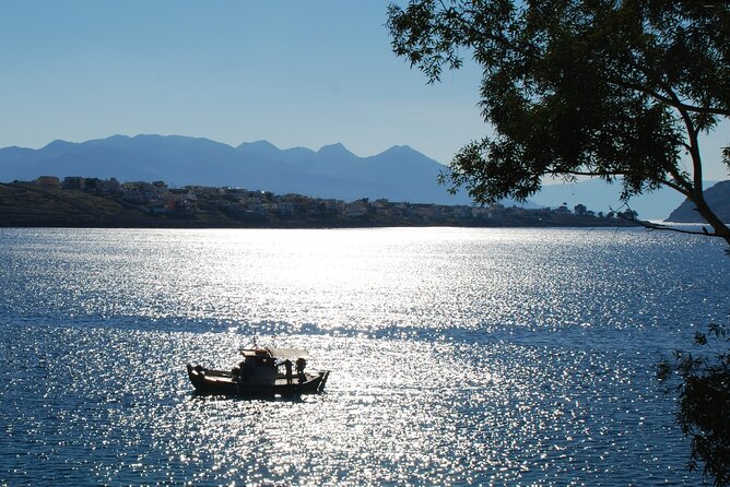 From Athens: Hydra, Poros, and Aegina Day Cruise With Lunch - Onboard Amenities and Activities