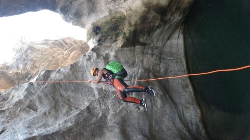 From Athens: Manikia Gorge Canyoning - FAQ
