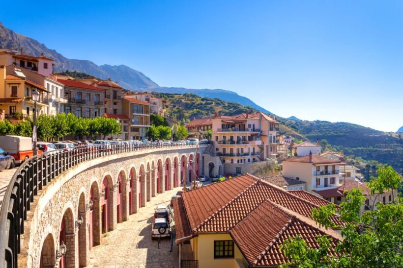 From Athens: Private tour to Delphi, the navel of the Earth - An In-Depth Look at the Private Tour to Delphi