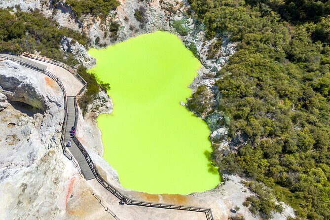 From Auckand: Wai-O-Tapu and Polynesian Spa Rotorua Day Tour - The Sum Up