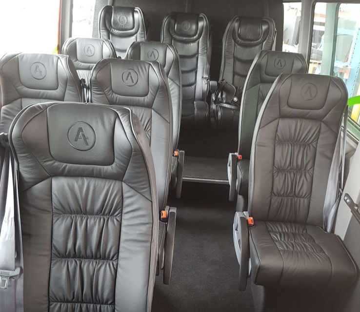From Auckland: Hobbiton & Rotorua Tour with Lunch at Te Puia - Geothermal and Cultural Highlights
