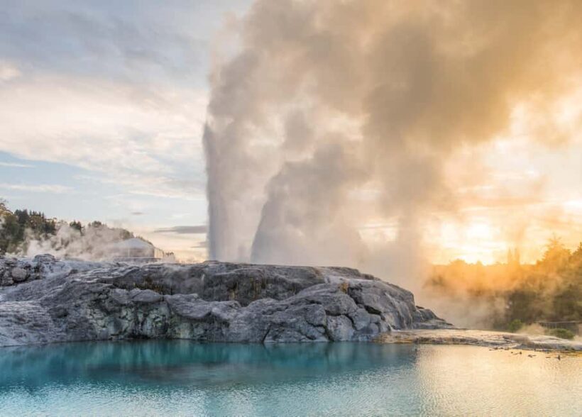 From Auckland: Waitomo Glow Worm Caves & Rotorua Tour - Who Should Consider This Tour?