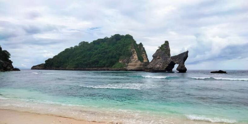 From Bali: 2-Day Nusa Penida East & West and Nusa Lembongan - Accommodation and Additional Costs