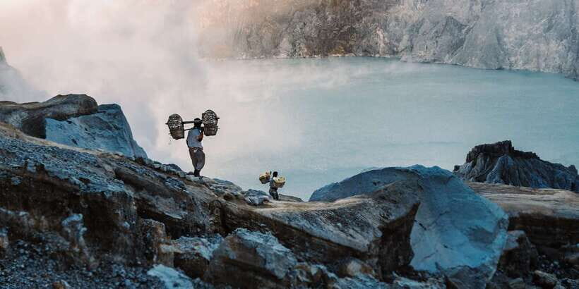 From Bali: 24-Hour Kawah Ijen Blue Flames, Dinner & Room - FAQ