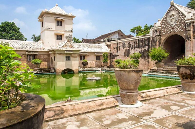 From Bali: Bromo, Ijen, Borobudur, and Yogyakarta 4-Day Tour - Practicalities for Travelers