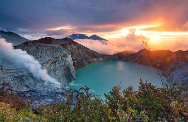 From Bali: Ijen Sunrise Tour & Breakfast at Local Restaurant - Key Points