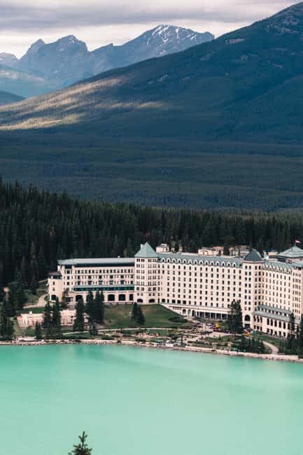 From Banff/Canmore: Moraine Lake, Lake Louise 1.5 hrs Each - FAQs