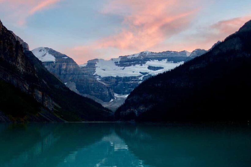 From Banff: Sunset Lake Louise, Moraine Lake & Wildlife Tour - The Itinerary in Detail