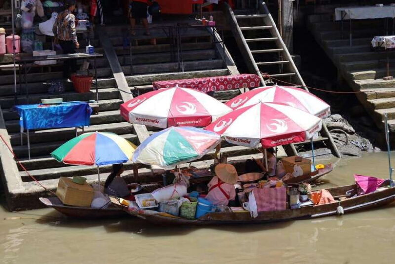 From BANGKOK: Railway Market and Amphawa Floating market - The Value for Money