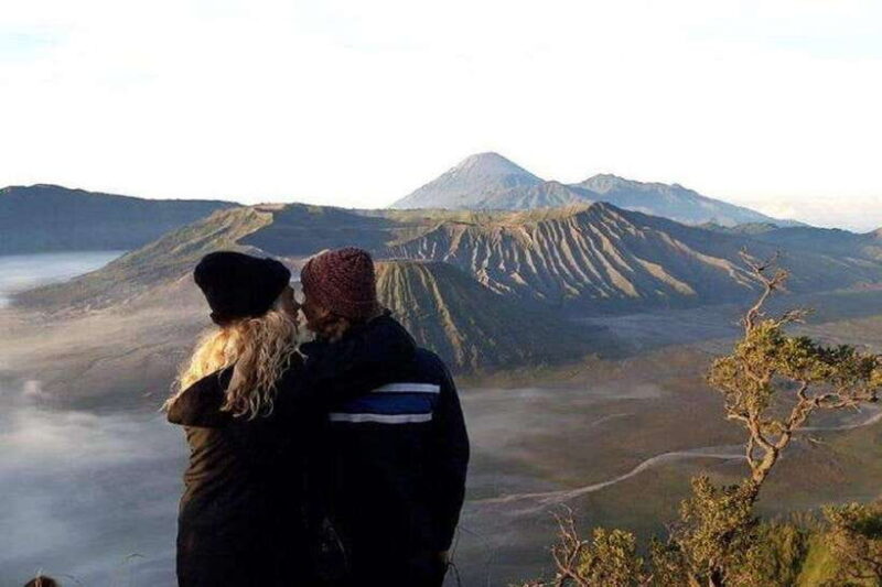 From Banyuwangi: Mt Bromo Sunrise, Tumpaksewu & Kapasbiru - Key Points