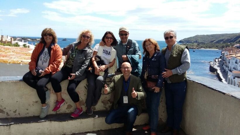 From Barcelona: Dalí Triangle and Cadaques Tour - Cadaqués: Artistic Charm and Coastal Beauty