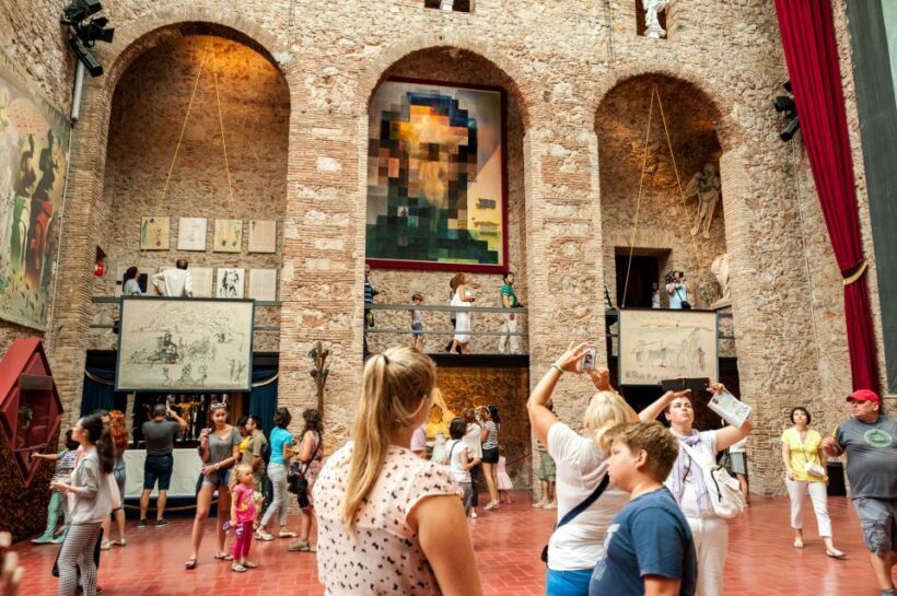 From Barcelona: Girona Guided Tour & Dalí Museum in Figueres - What Makes This Tour a Good Deal?