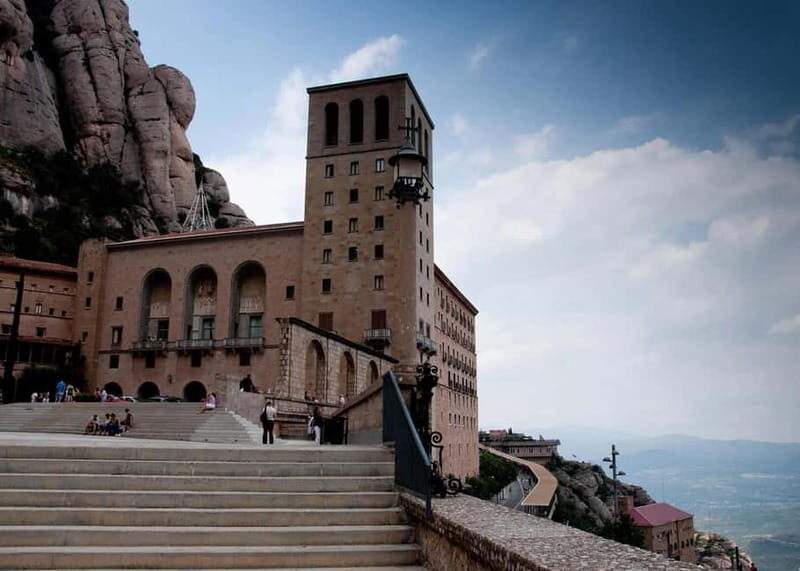 From Barcelona: Montserrat Full-Day Guided Tour - The Journey Begins: From Barcelona to Montserrat