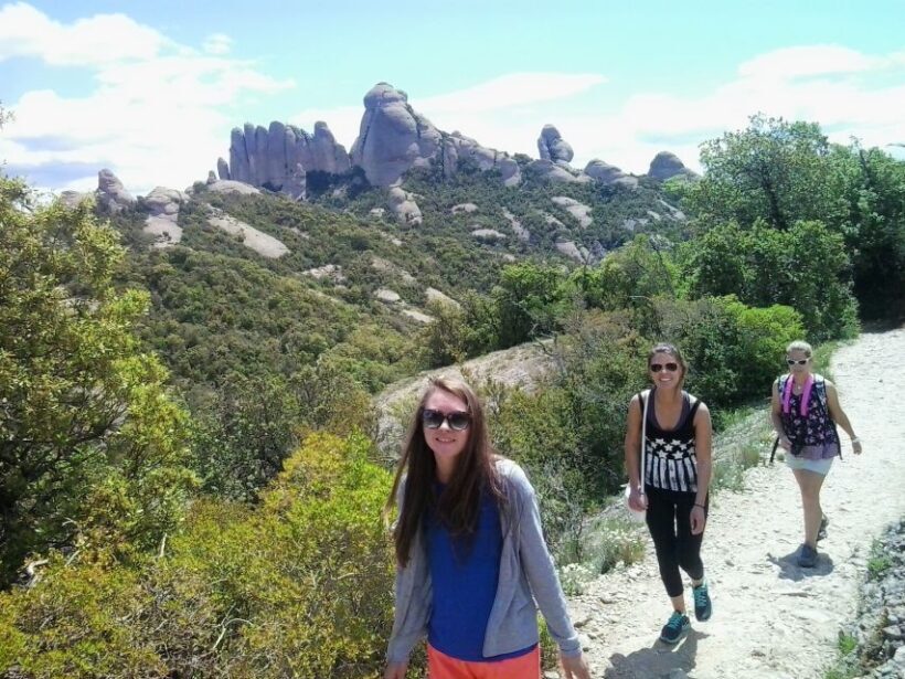 From Barcelona: Montserrat Full-Day Trip with Guided Hike - Practical Details That Matter