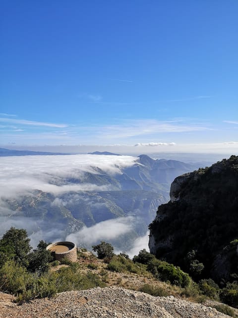 From Barcelona: Montserrat Monastery and easy sightseeing tour - Key Points