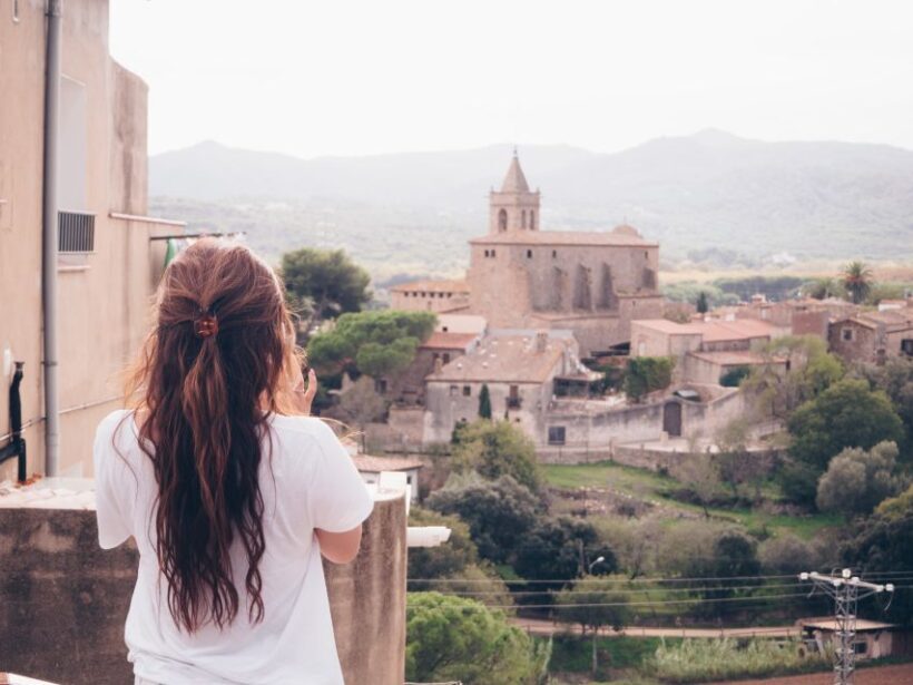 From Barcelona: Private Girona Tour with Personal Guide - Diving Deeper into the Girona Experience