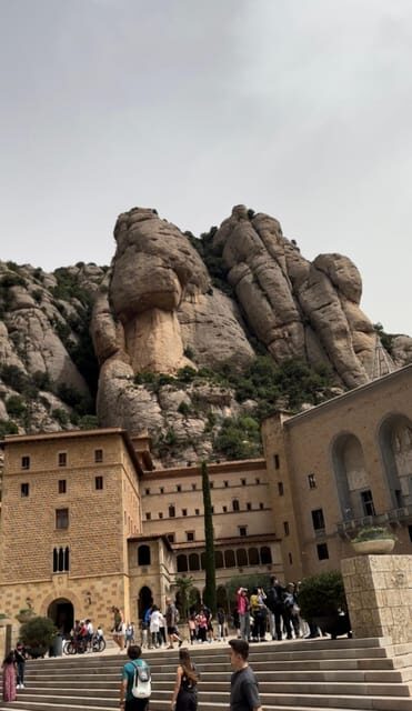From Barcelona: PRIVATE Montserrat Guided Tour - Experience and Itinerary Breakdown