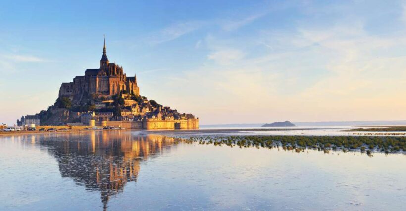 From Bayeux: Full-Day Mont Saint-Michel Tour - Accessing Mont Saint-Michel
