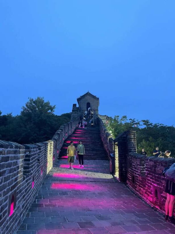 From Beijing Mutianyu Great Wall Bus Night Tour -15:30 - Key Points