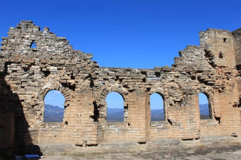 From Beijing: Small Group Hike at Jinshanling Great Wall - Practical Tips
