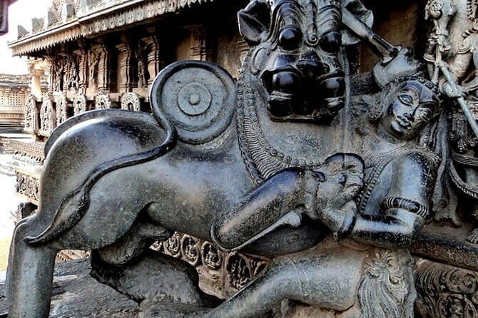 From Bengaluru: Private Tour Sravanbelgola, Belur & Halebidu - Key Points