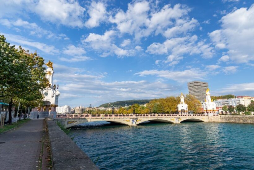 From Bilbao: Day Trip to San Sebastián with Guided Tour - Key Points
