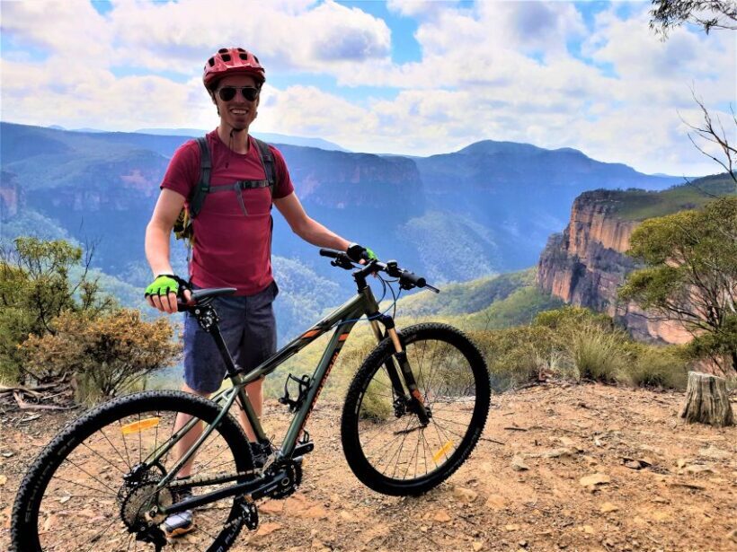 From Blue Mountains: Mountain e-Bike Ride, HANGING ROCK - Key Points