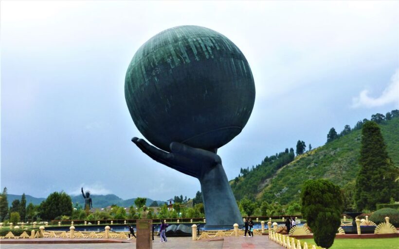 From Bogotá: Jaime Duque Park and Salt Cathedral with Lunch - Key Points