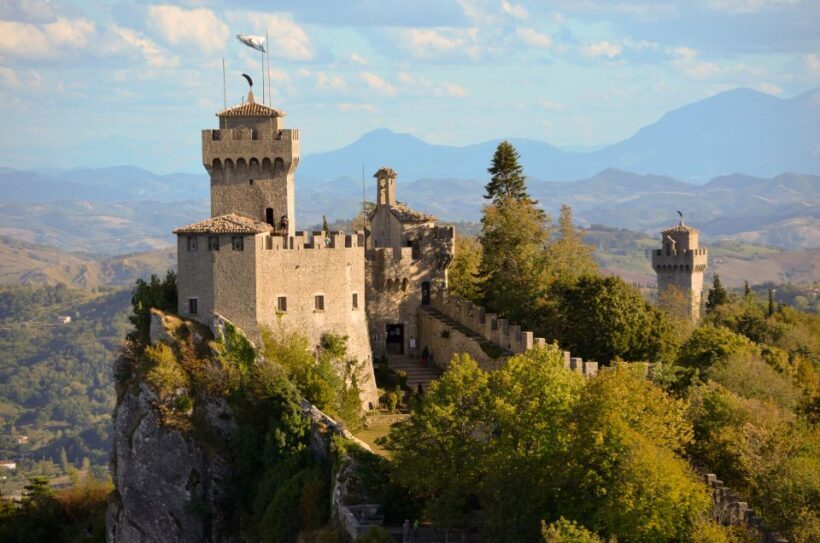 From Bologna: Private San Marino Day Tour with Lunch - Key Points