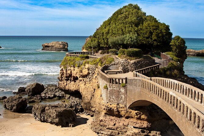 From Bordeaux: Basque Country Private Tour - Visiting Espelette and Saint-Jean-Pied-de-Port