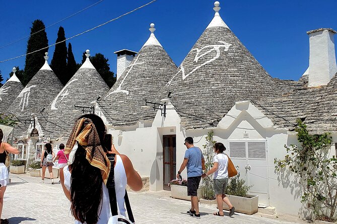 From Brindisi: Alberobello, Locorotondo, Ostuni & Apulian Brunch - Tour Dynamics and Traveler Interactions