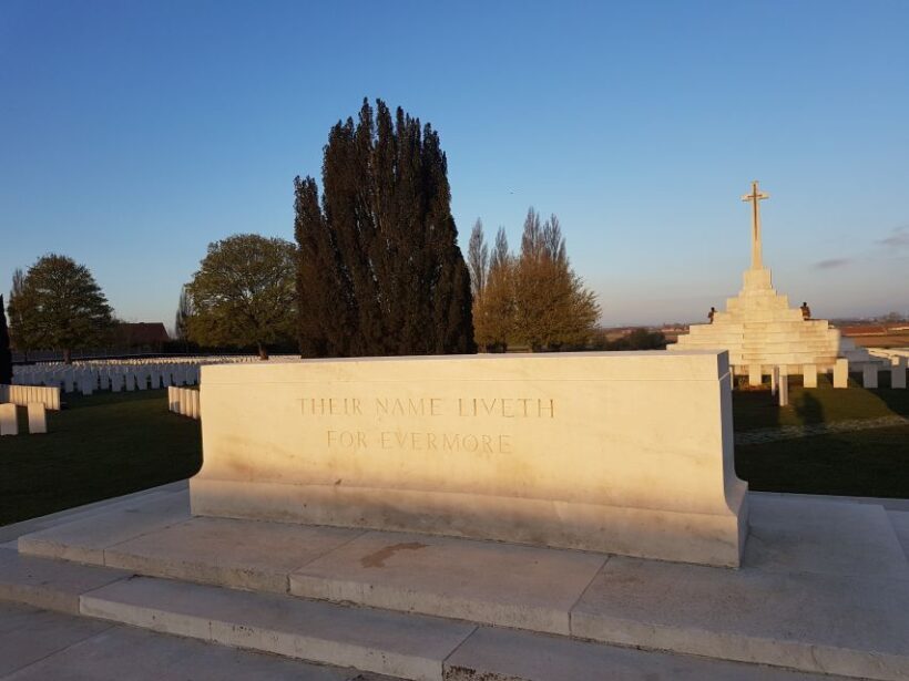 From Bruges: Great War Flanders Fields Minibus Tour w/ Lunch - Guides: Knowledge and Personal Touch