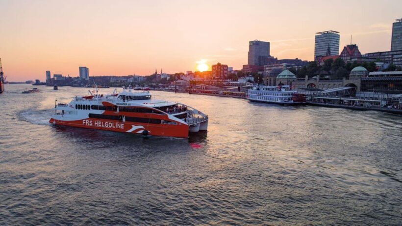 From Brunsbüttel: Catamaran Trip to Cuxhaven - An In-Depth Look at the Catamaran Trip Experience