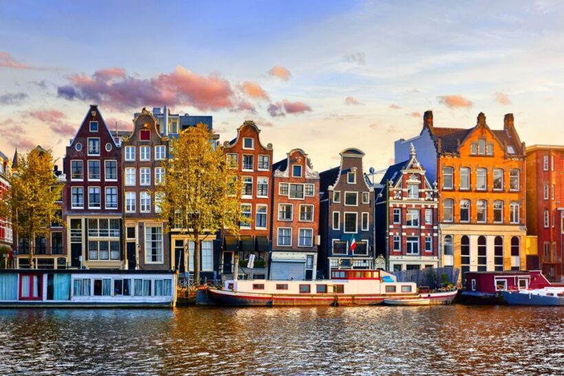From Brussels: Day Trip to Amsterdam with Canal Boat Cruise - An Honest Look at the Brussels to Amsterdam Day Trip with Canal Cruise