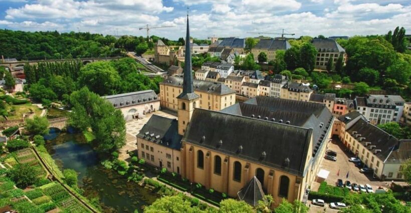 From Brussels: Luxembourg and Dinant Full-Day Private Tour - Exploring Luxembourg’s Capital: A City of Contrasts