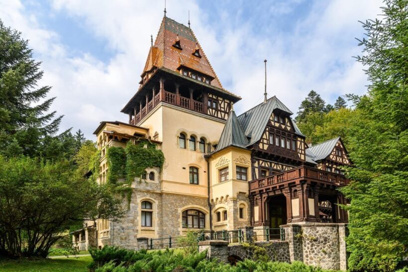 From Bucharest: Day Trip to Peles, Dracula's Castle, Brasov - Final Thoughts: Who Should Consider This Tour?