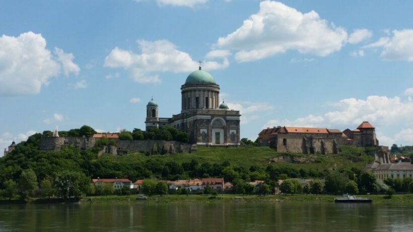 From Budapest: Danube Bend Full-Day Private Tour with Lunch - FAQ