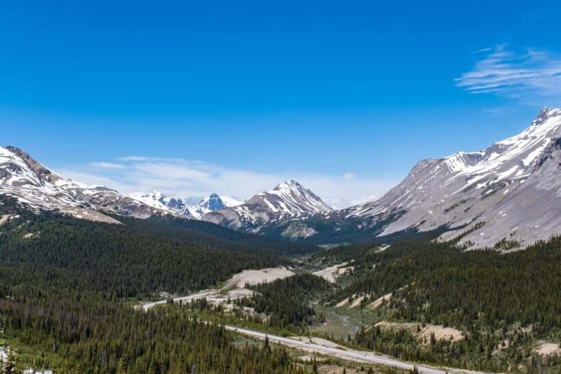 From Calgary/Banff/Canmore: Rockies Day Trip with Icefield - An In-Depth Look at the Full-Day Rockies Experience