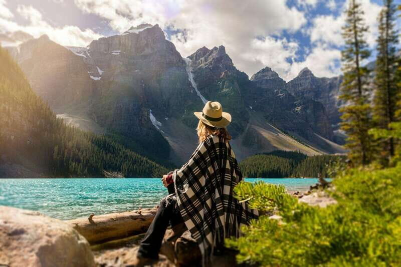 From Calgary: Banff, Moraine Lake and Lake Louise Tour - Exploring the Beauty of Banff on a Guided Day Trip