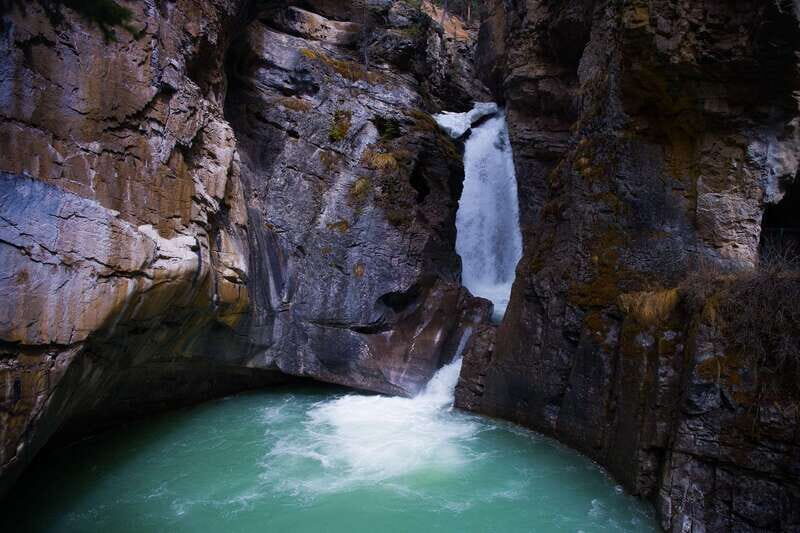 From Calgary: Deep 1 Day Tour in Banff - FAQ