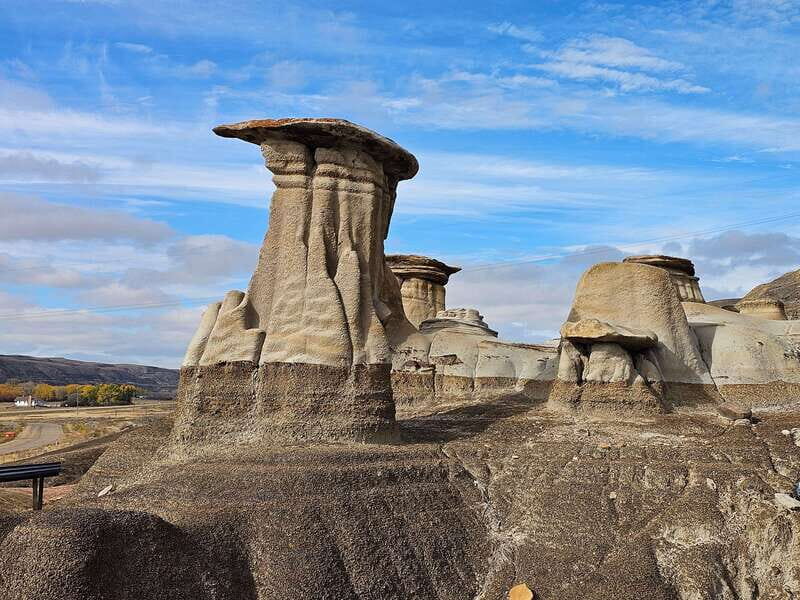 From Calgary: Drumheller Private Tour, Full day sightseeing - The Experience from a Traveler’s Perspective